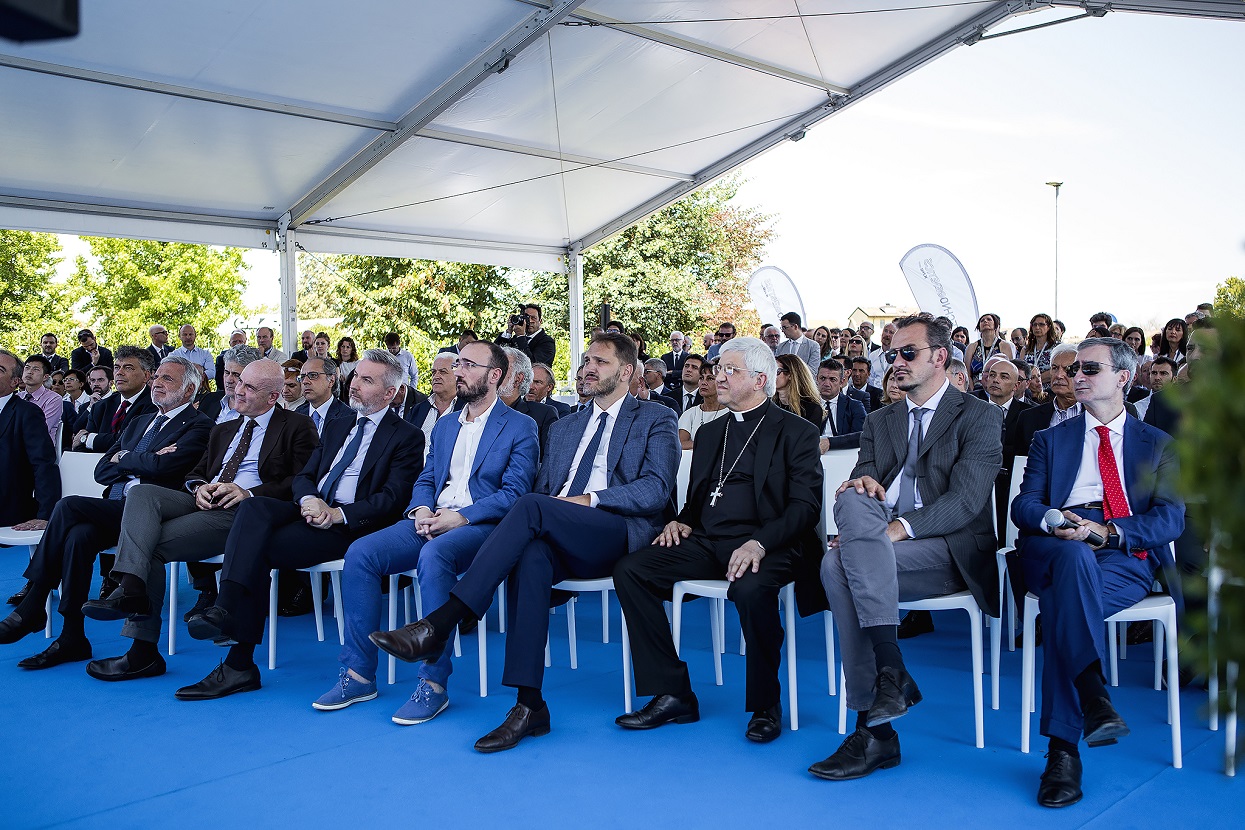 Inaugurazione nuova sede — Italiano